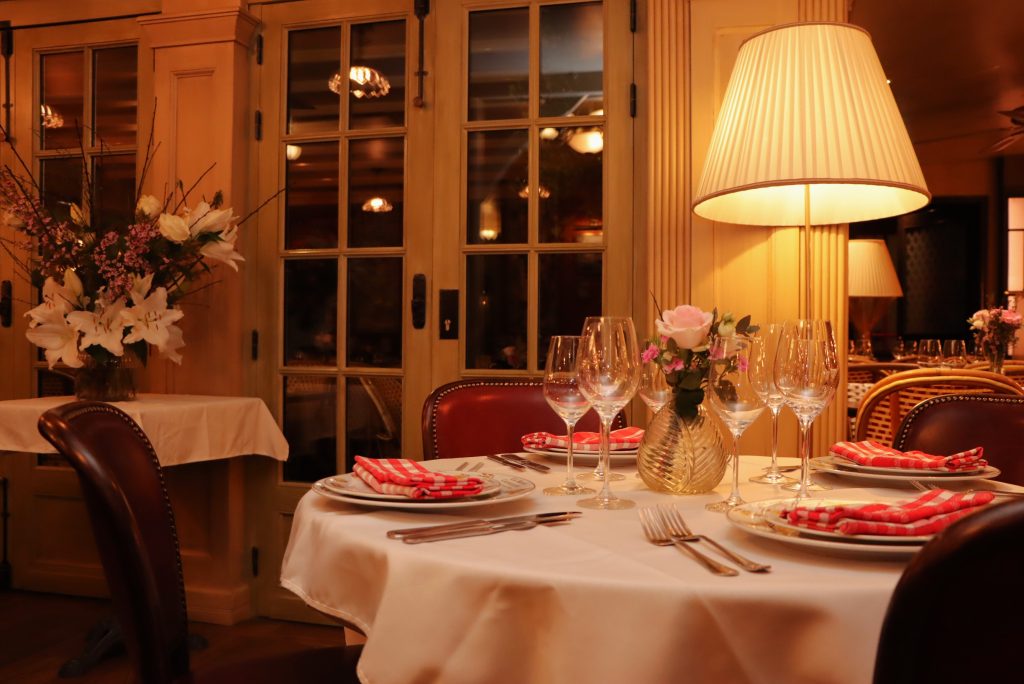 LE RESTAURANT – La Mère Catherine